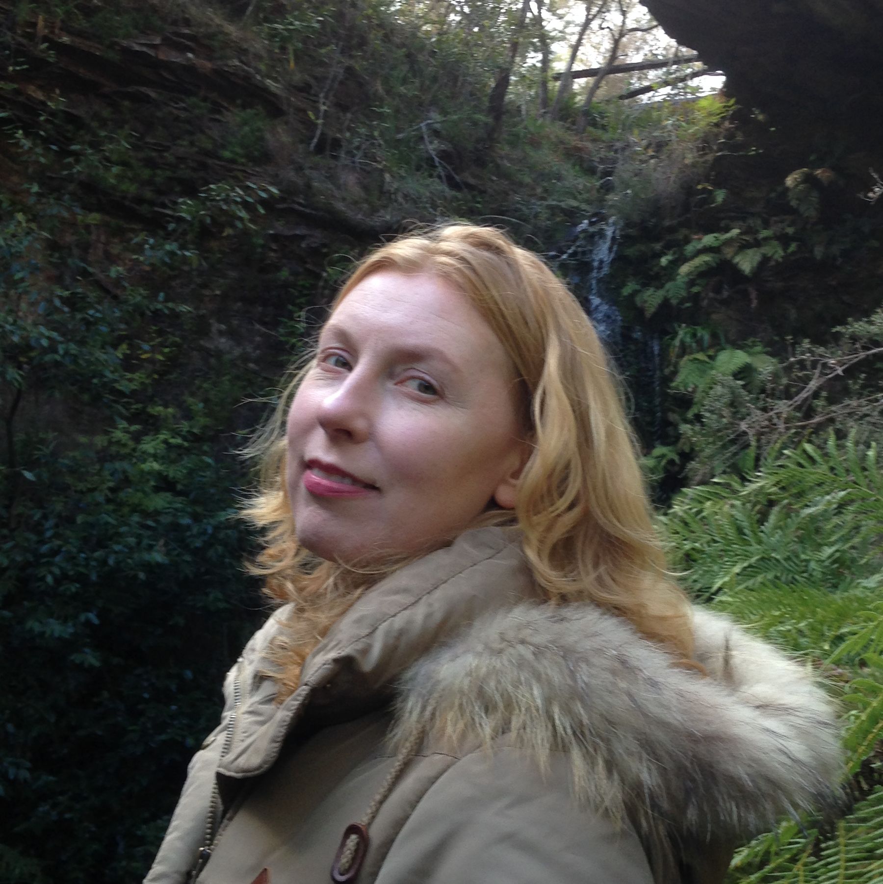 Support Caroline Davis this Ausmusic T-Shirt Day and make a donation.