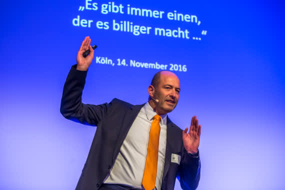 Es Gibt Immer Einen Der Es Billiger Macht
