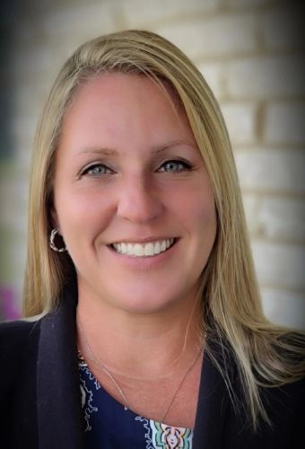 Suzanne Cusack LCPC is a therapist serving IL.