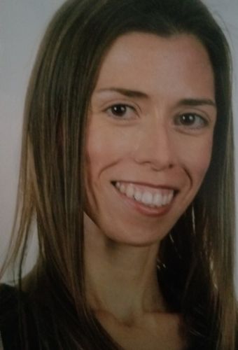 April Perkins (Lewis) LMFT is a therapist serving NM.