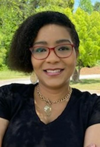 Stephanie Thom, Professional Counselor Associate offers therapy under clinical supervision in GA.