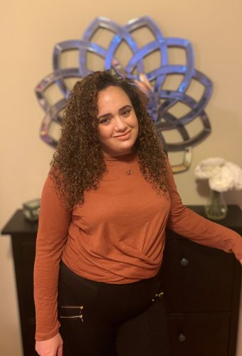 Maria Vais LCSW is a therapist serving NY.