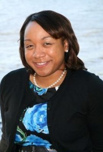Danielle Lee LPC is a therapist serving TX and LA.