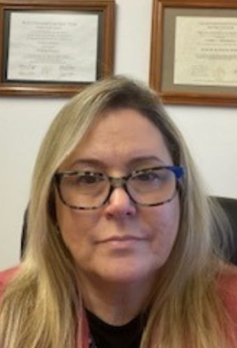 Laurie Lieberman LCSW is a therapist serving NY.