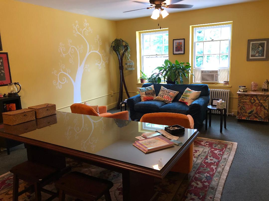 jill howell LPC is a therapist serving PA.