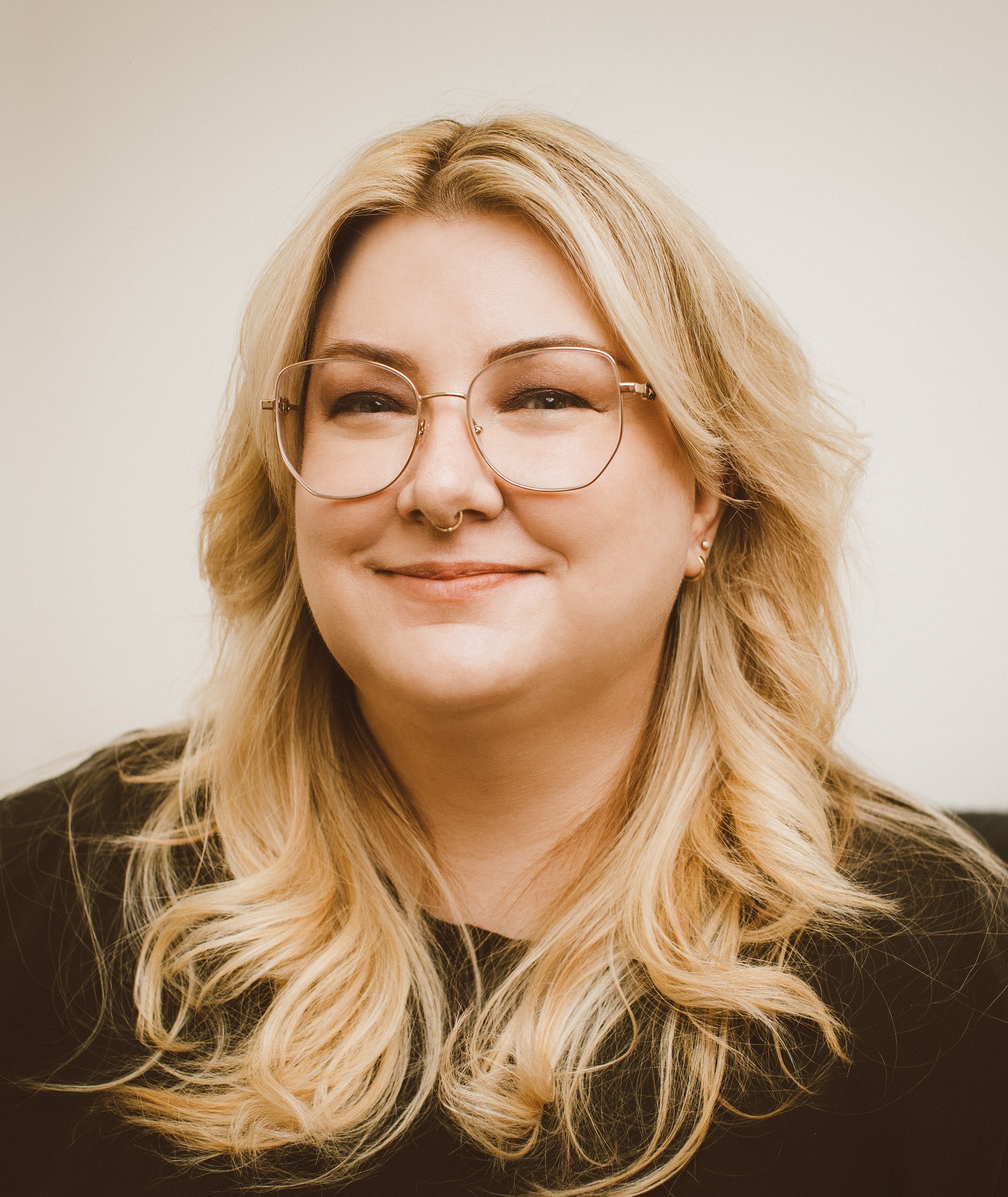 Dr. Katherine Smith LMFT is a therapist serving CA.