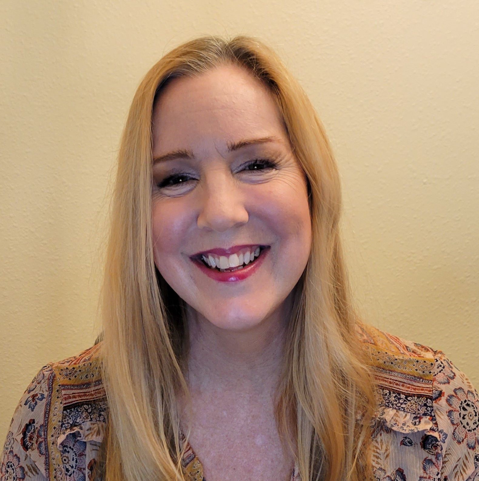 Tara Reed LMHC is a therapist serving WA and HI.