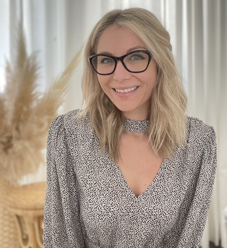 Ms. Rebecca Sidoti LCSW is a therapist serving NJ.