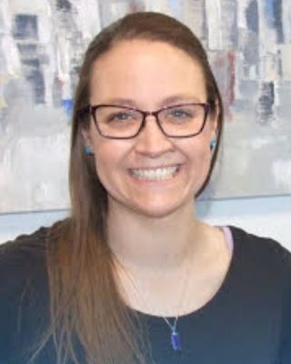 Jessica Rowan LPC is a therapist serving OR.
