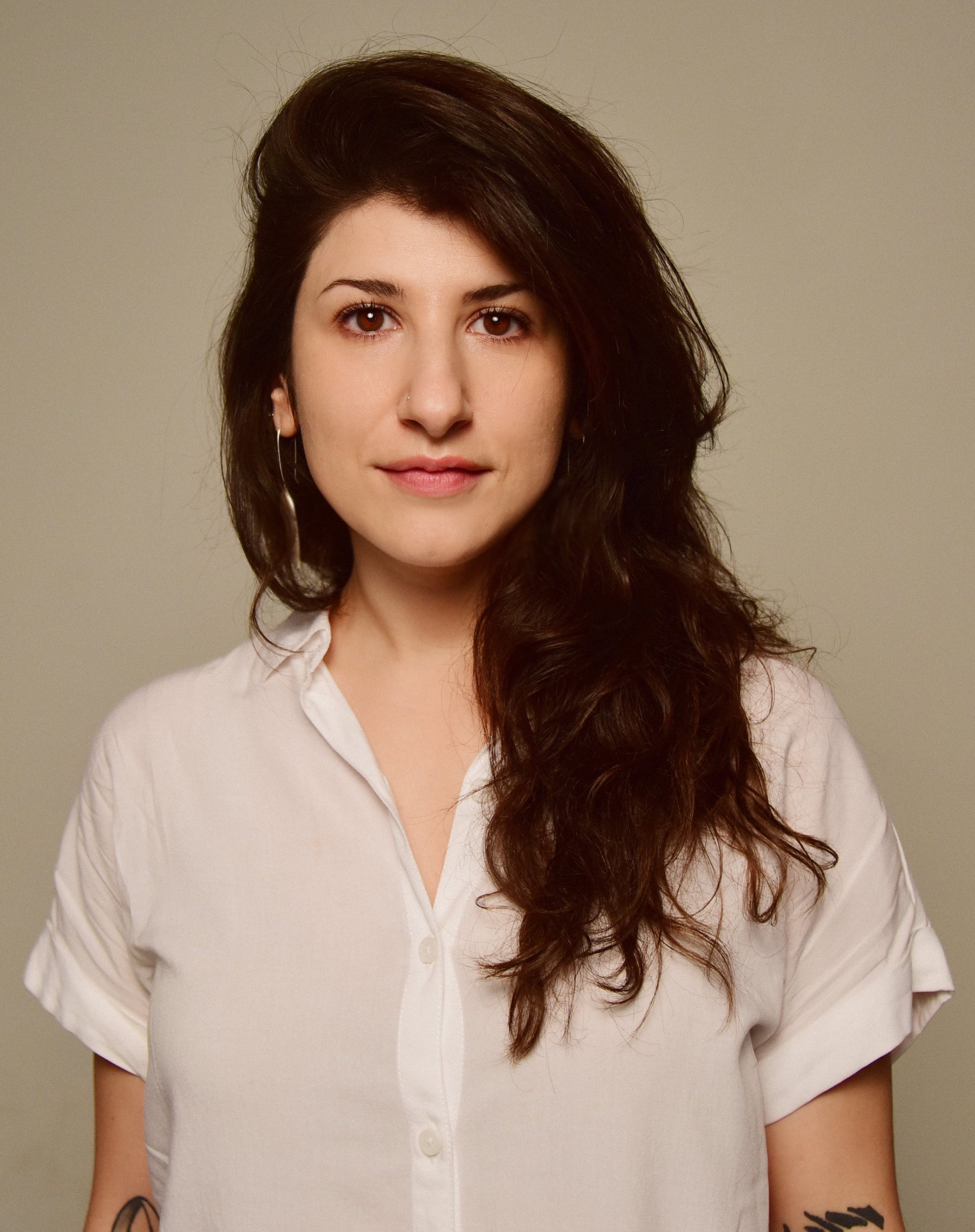 Cris Fort Garcés LCAT is a therapist serving NY.