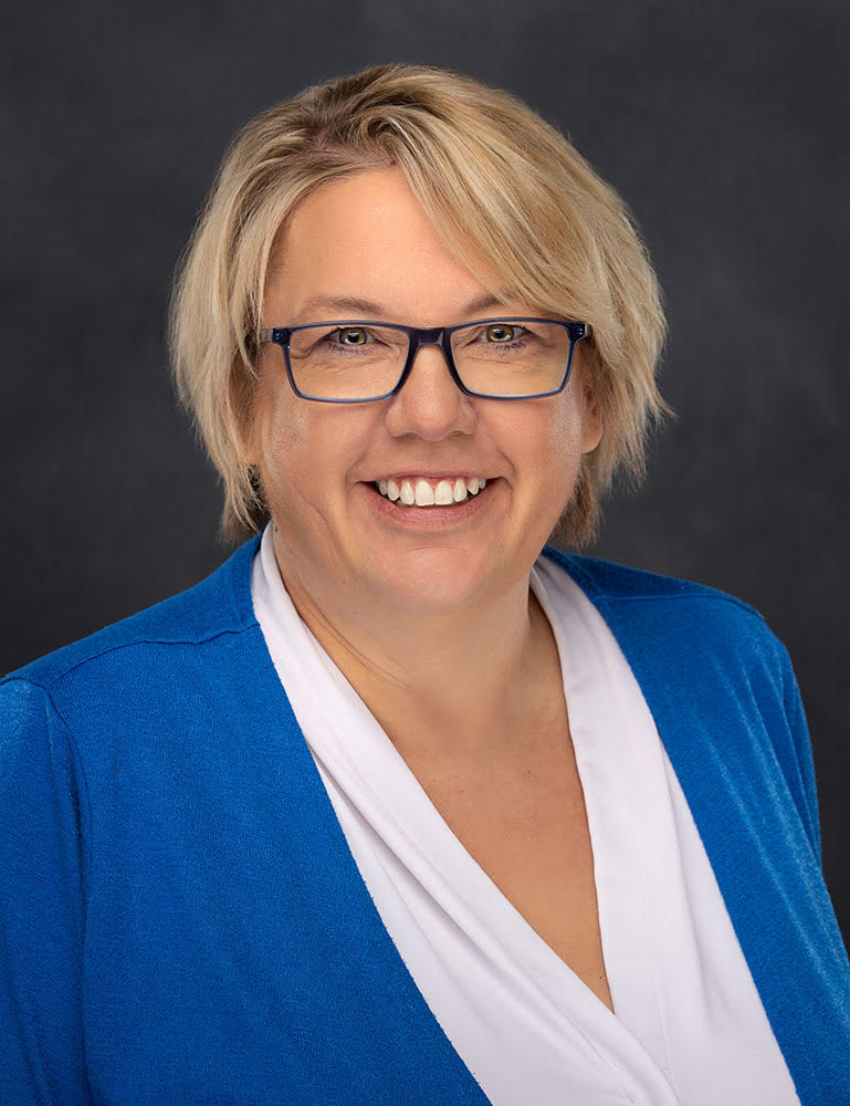 Lor Lenhard LPC is a therapist serving WI.