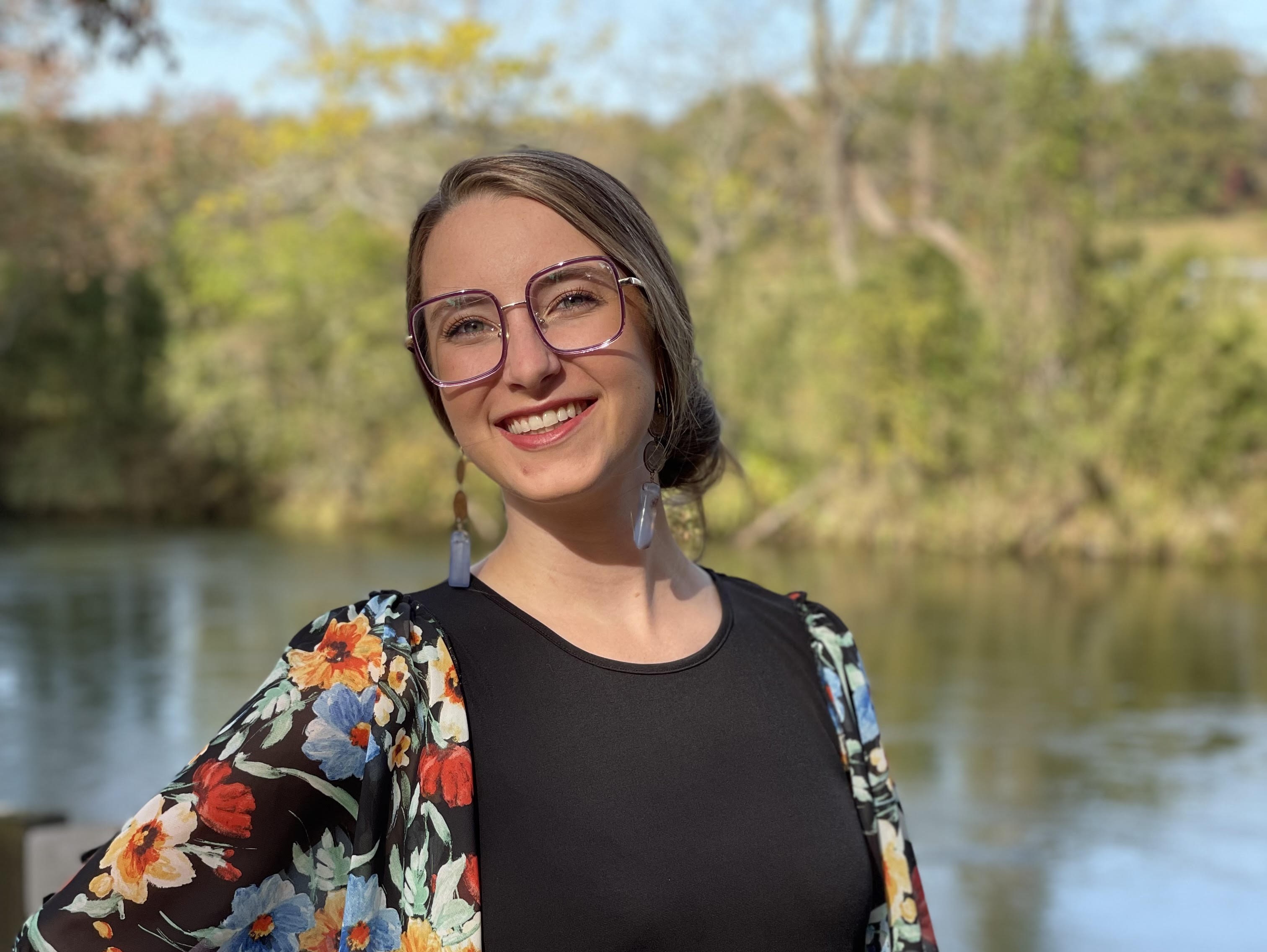 Liz Adamovich LCSW is a therapist serving NC.