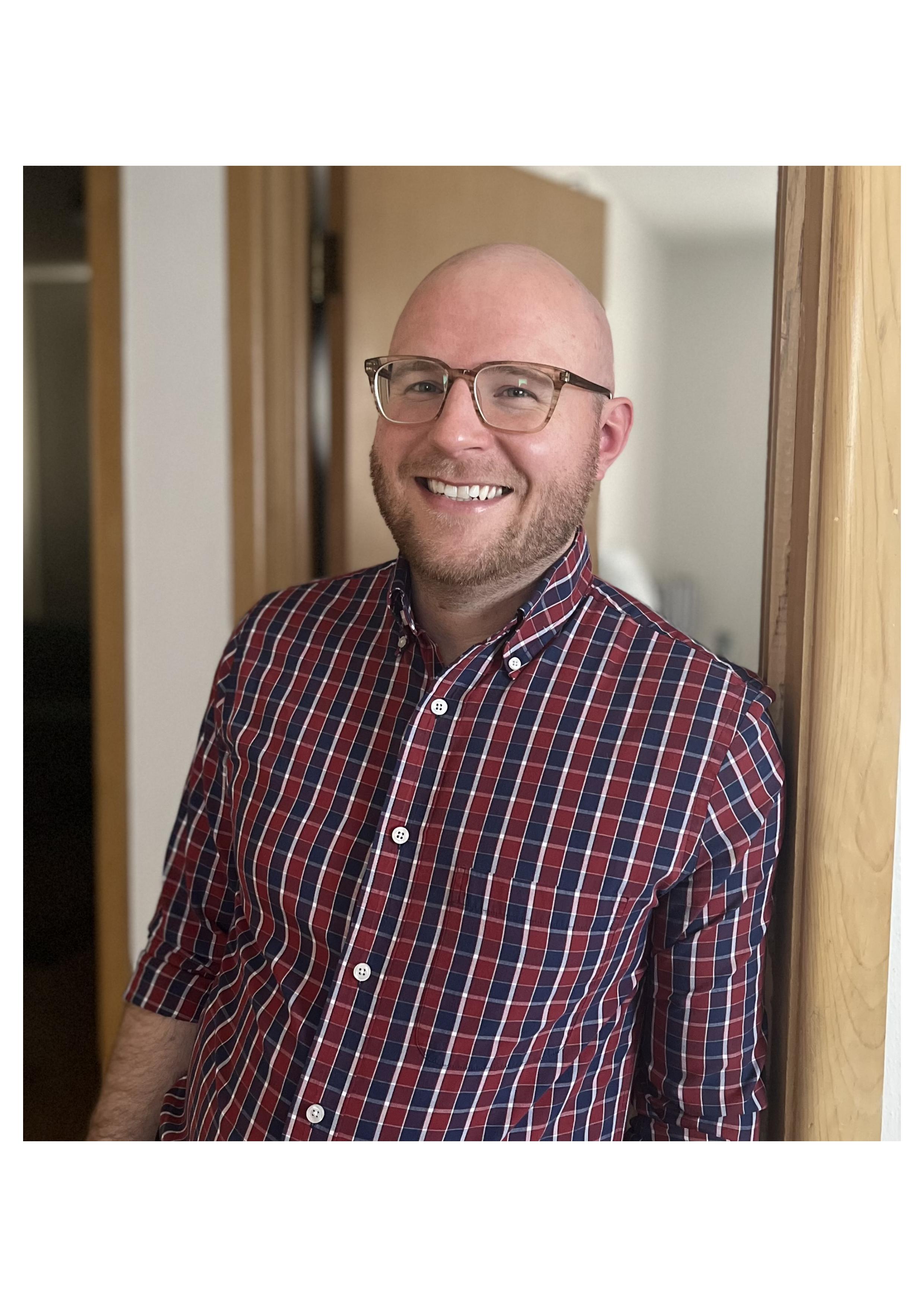 Nicholas Lueloff LPC is a therapist serving WI.