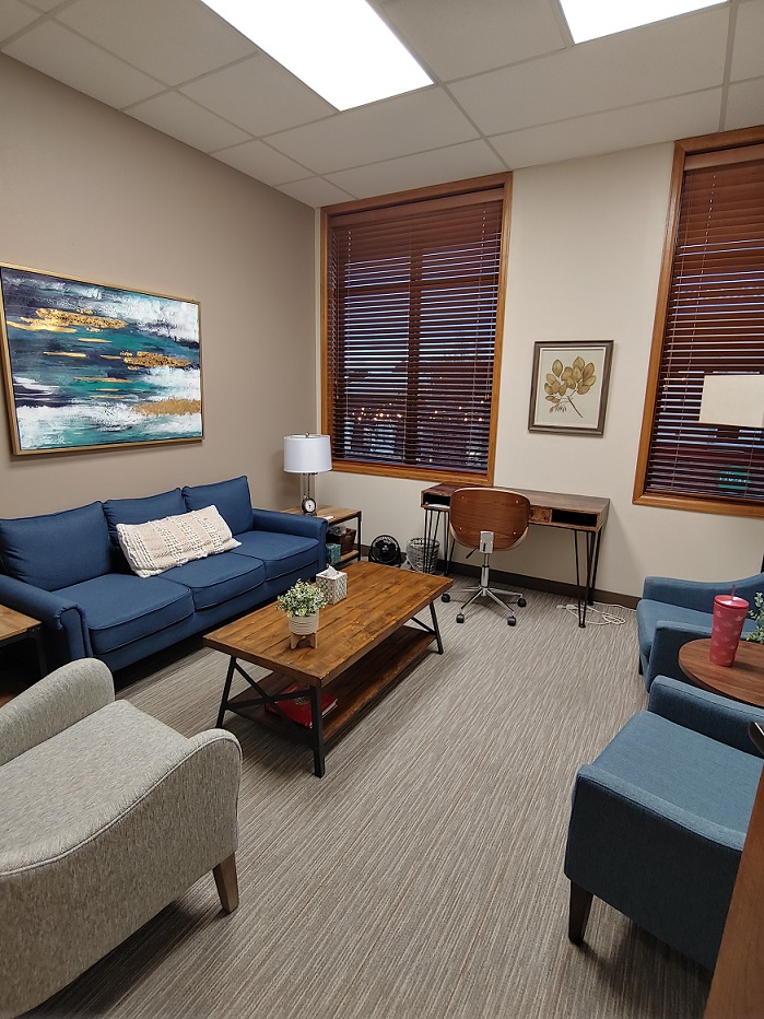 Mrs. Amanda Smith LCSW is a therapist serving CO.