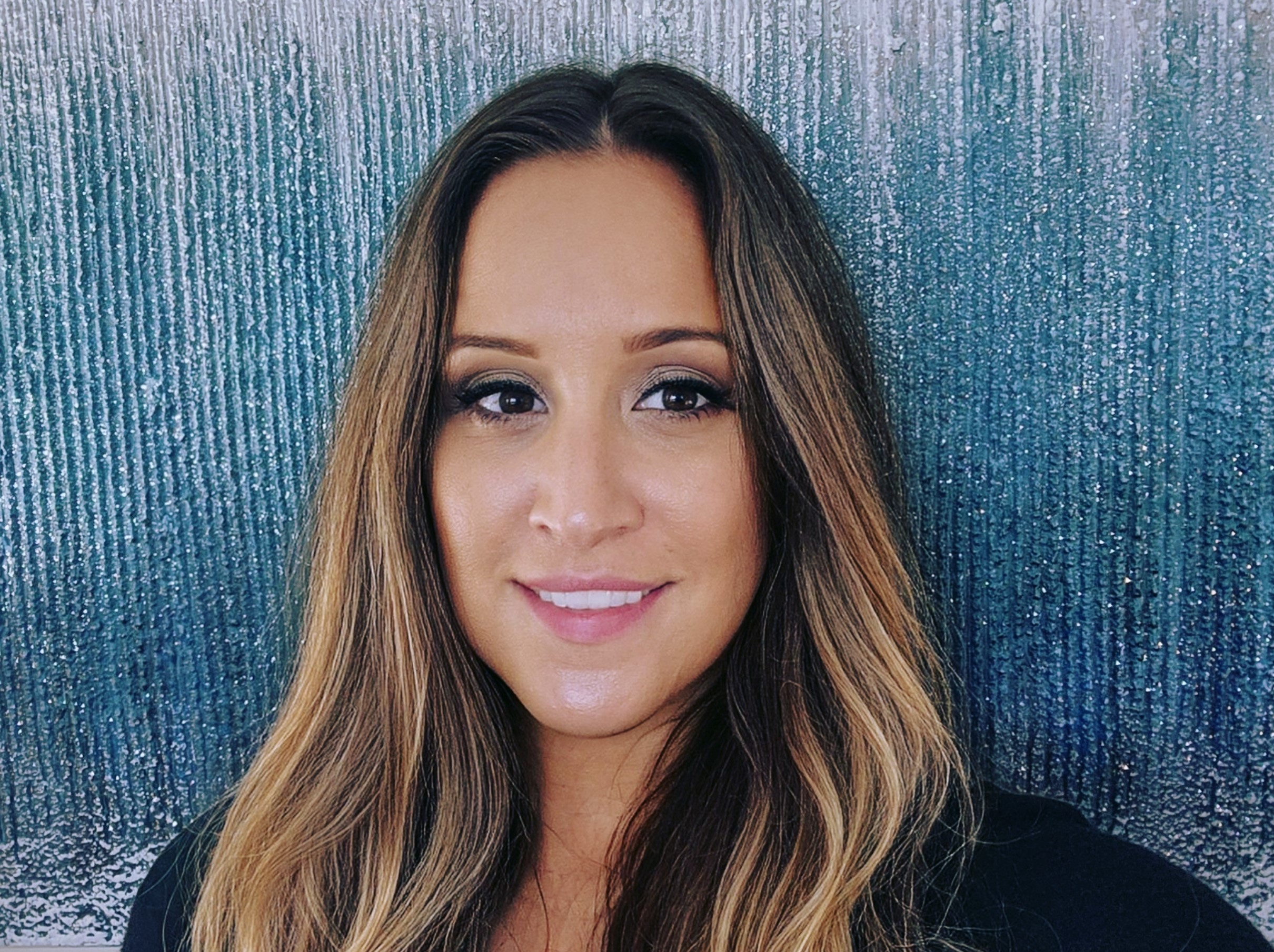 Ms. Angelina Harris LCSW is a therapist serving VA, MD, WV and NC.