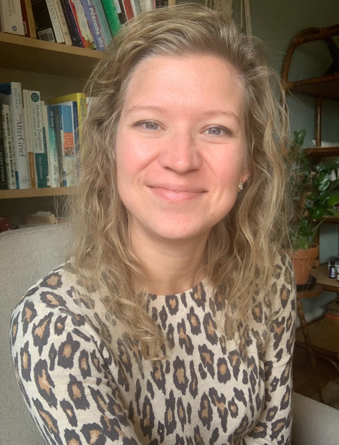 Ms. Alison Maples LPC is a therapist serving MI.