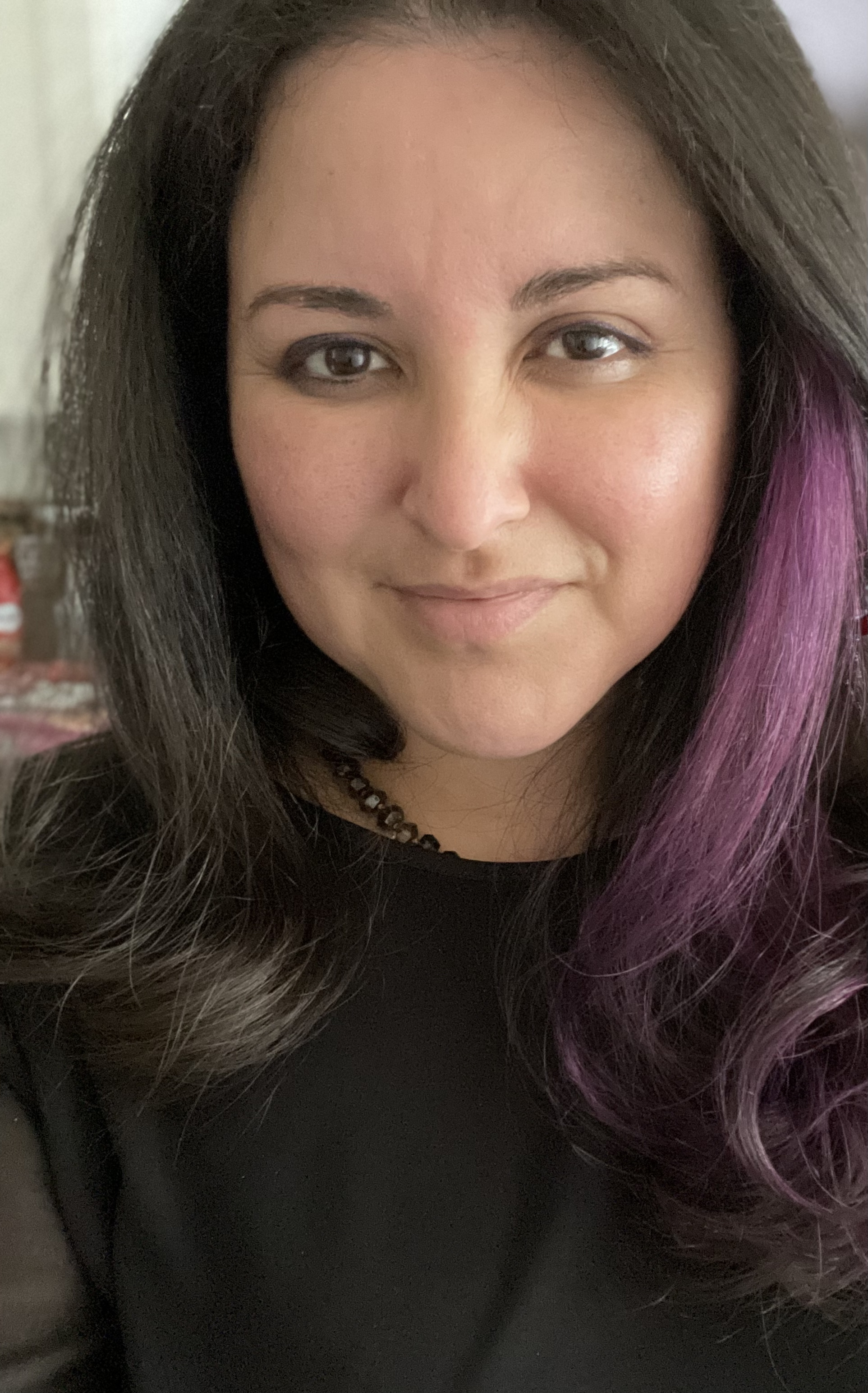 Claudia Menjivar LMFT is a therapist serving CA.