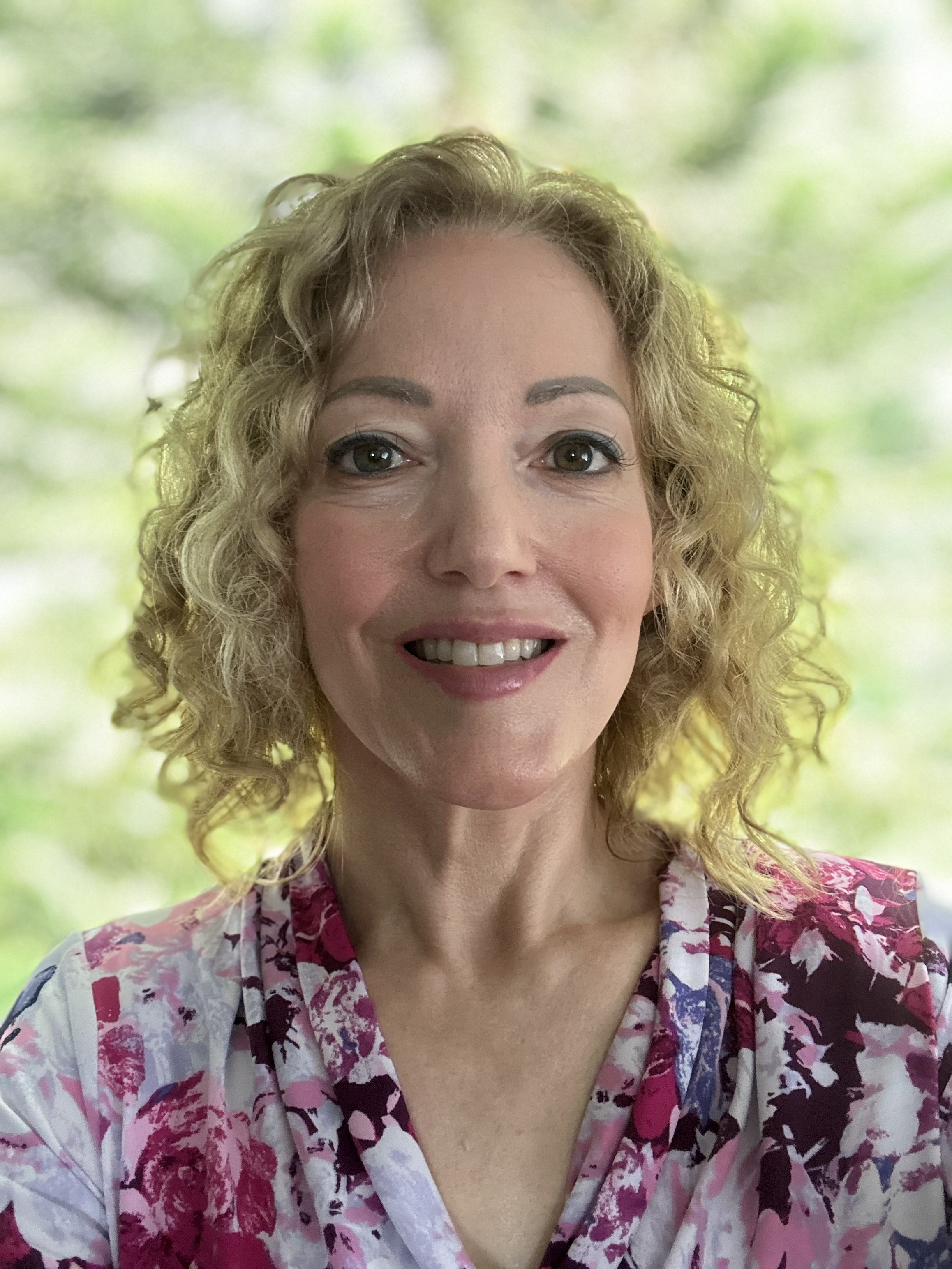 Dr. Mona Stribling Licensed Psychologist is a therapist serving FL and HI.