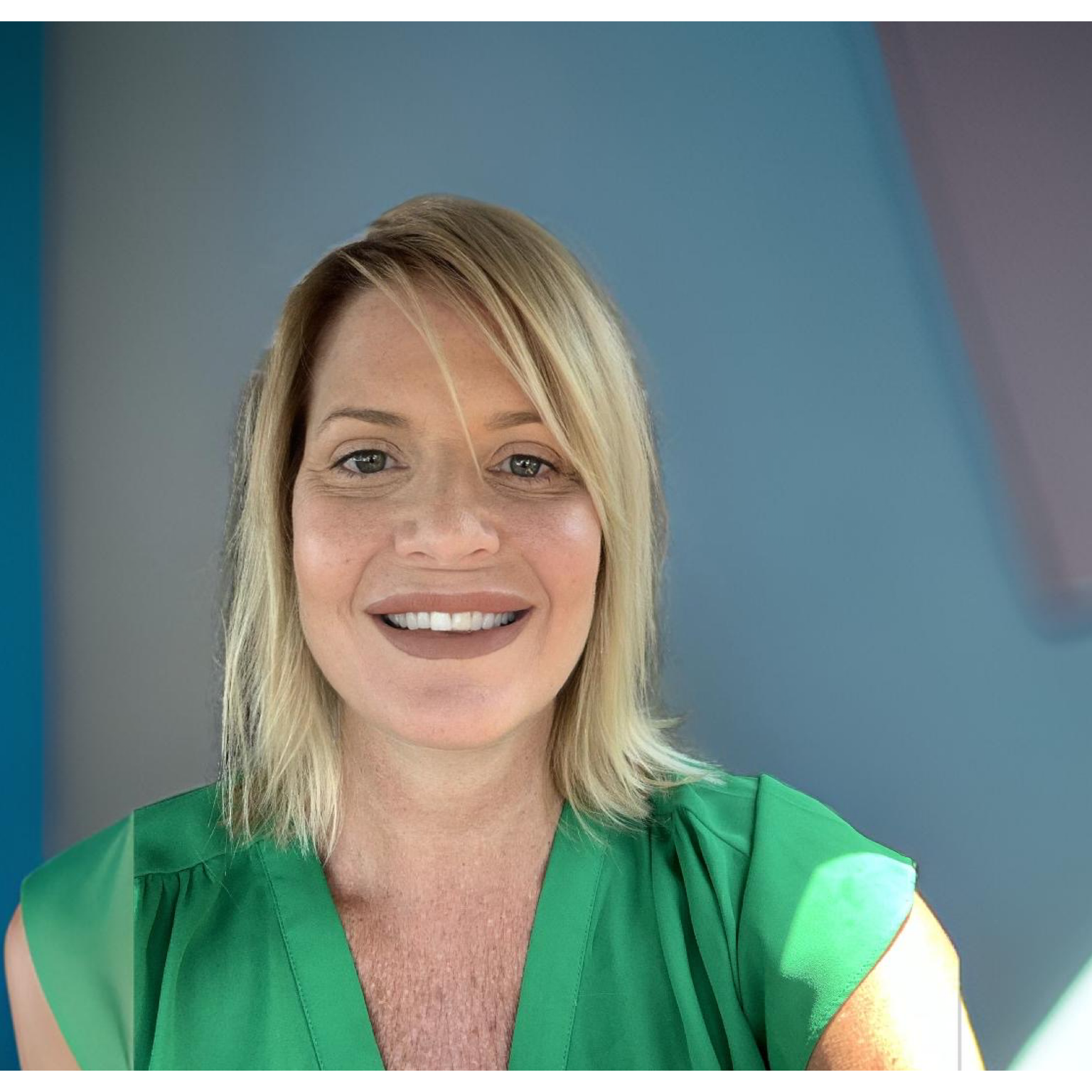 Robin Layton LCSW is a therapist serving FL.