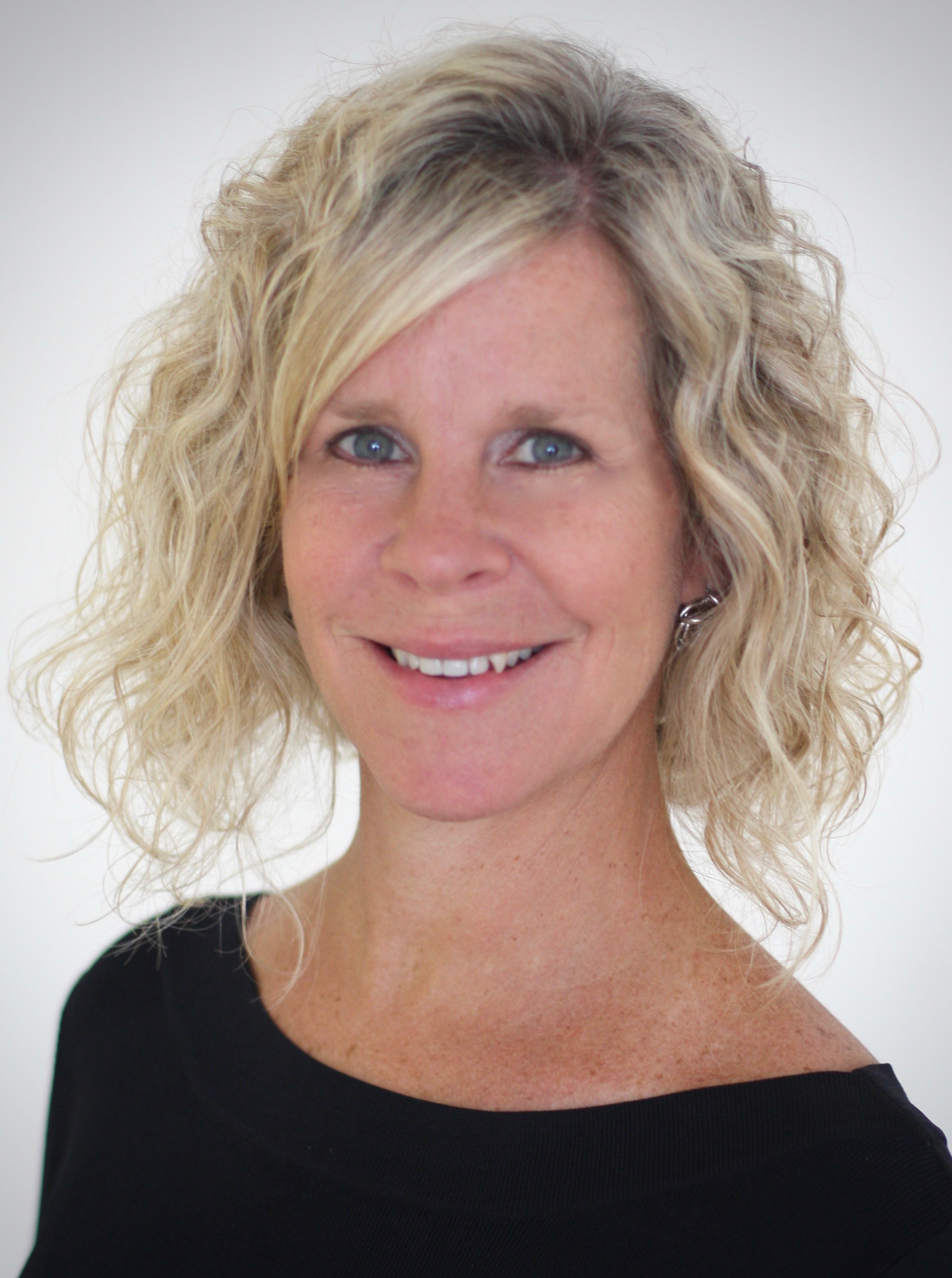 Christine Rykiel LCSW is a therapist serving FL, WA, OH, IN, ND, NC, NV ...