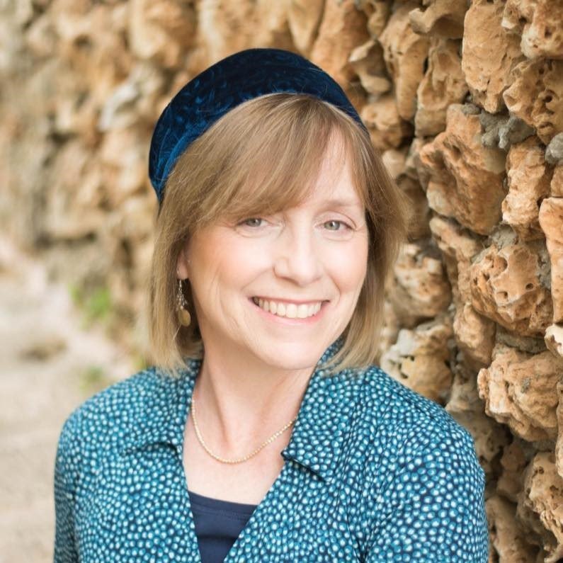 Jeanne Lankin LCSW is a therapist serving NJ.