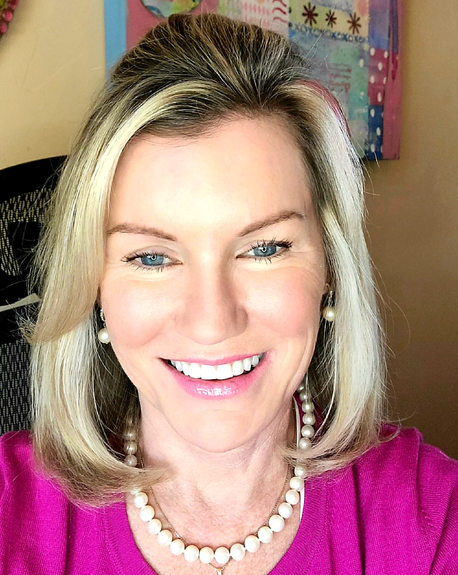 Jacquelyn Ekern LPC is a therapist serving OR.