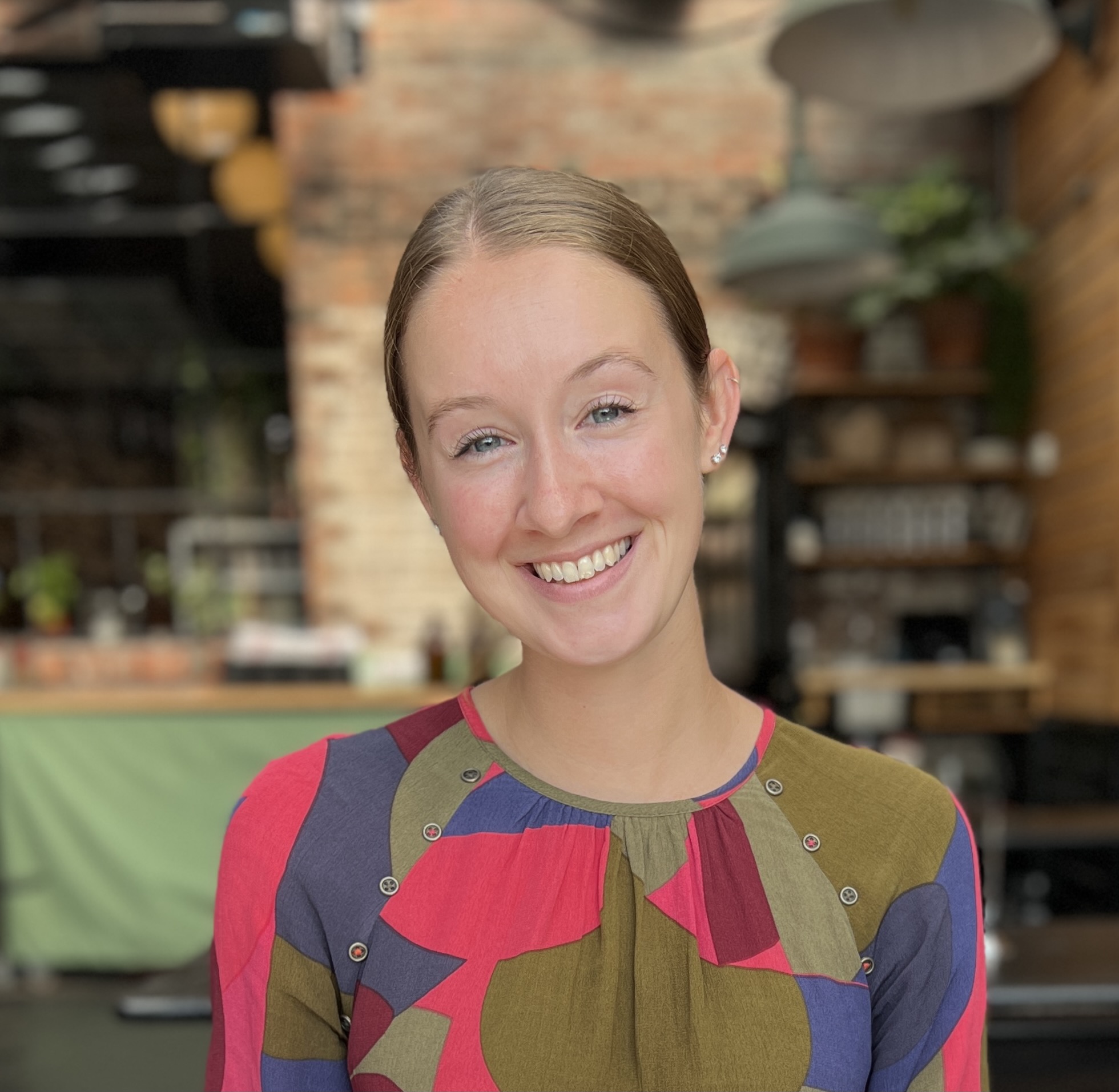 Megan Hoback LMFT is a therapist serving WA.