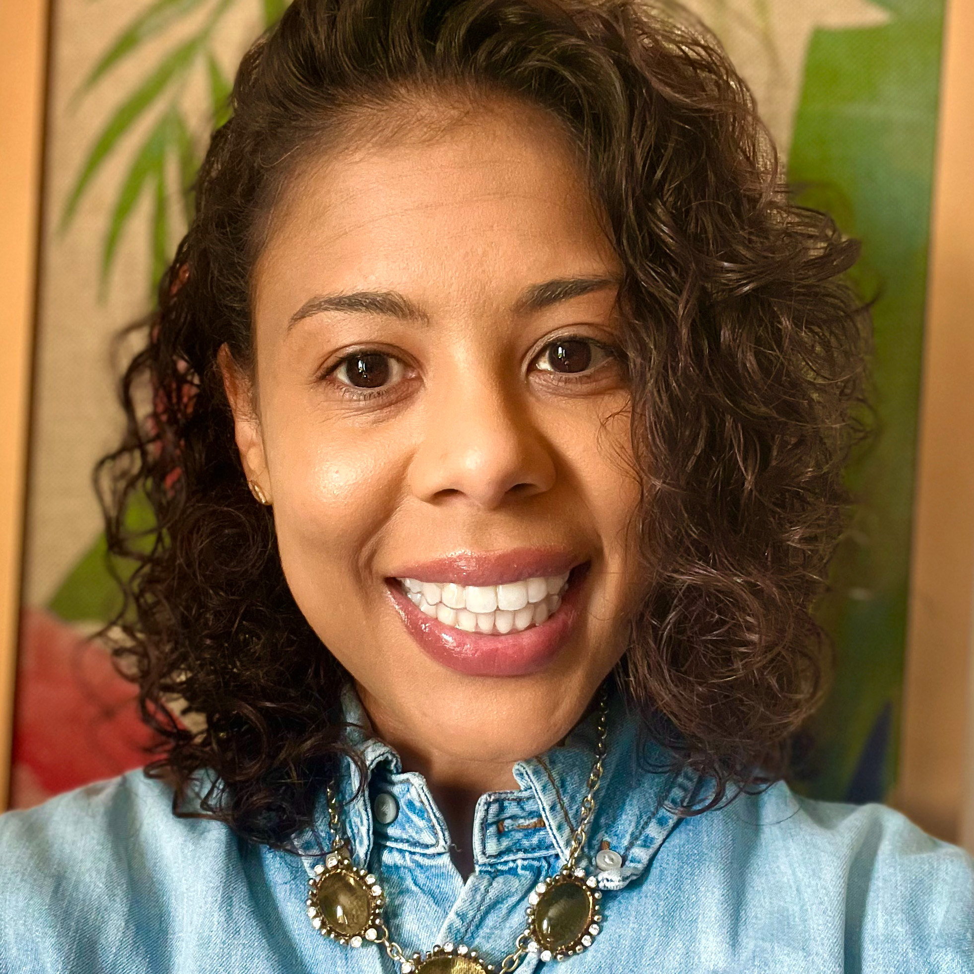 Ms. Amber Menifield LMHC is a therapist serving NY.