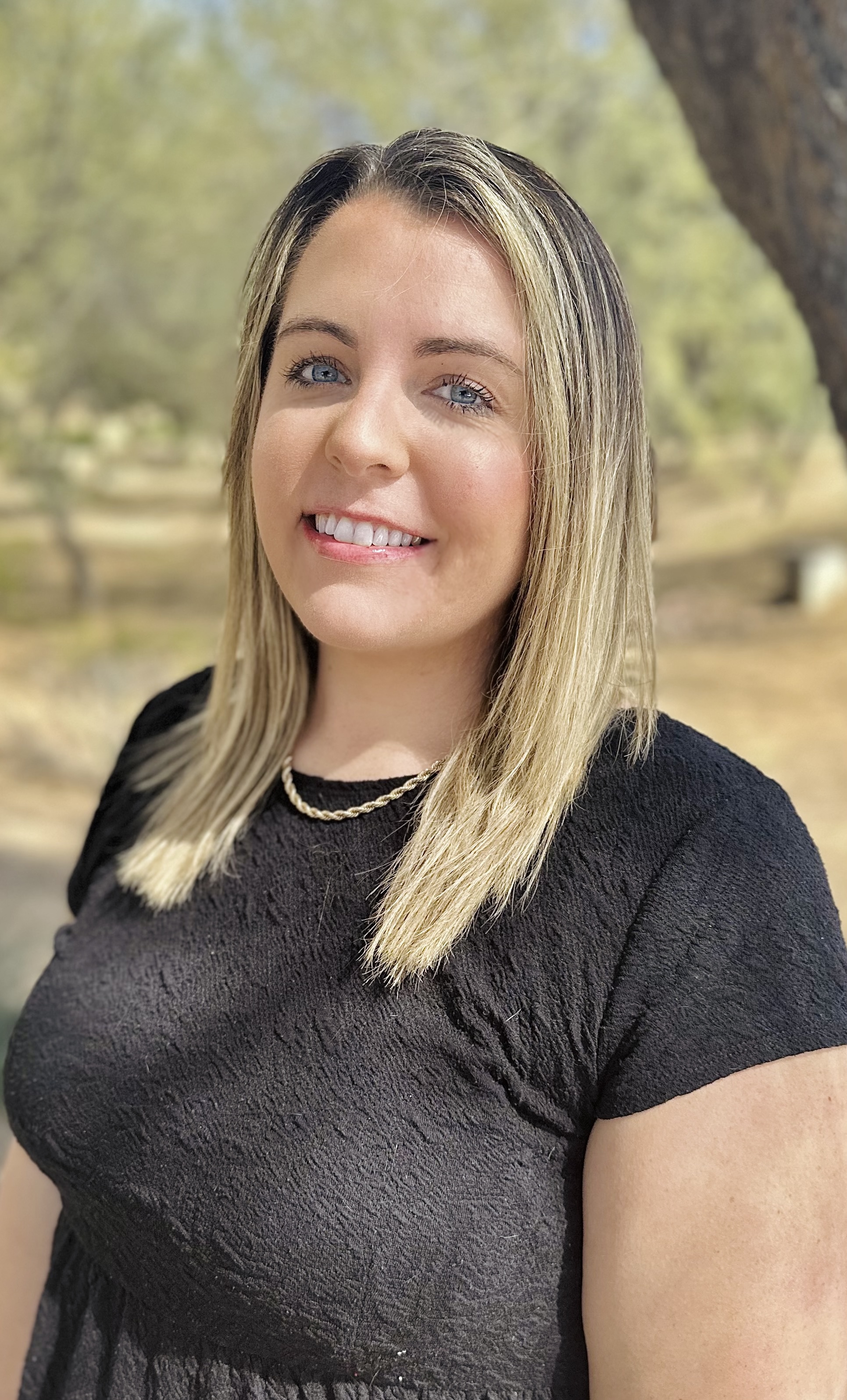 Heather Lucas LCSW is a therapist serving AZ.