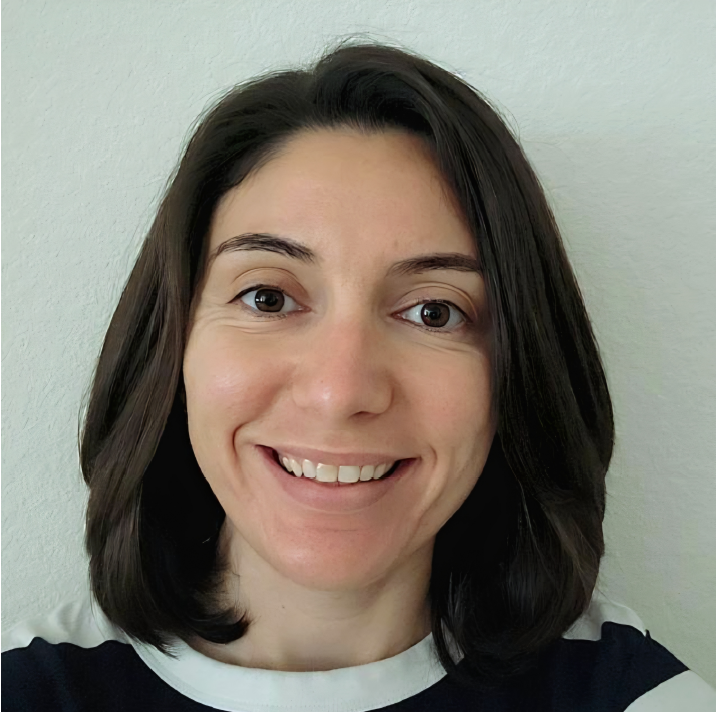 Vanessa Labarga LMFT is a therapist serving CA.