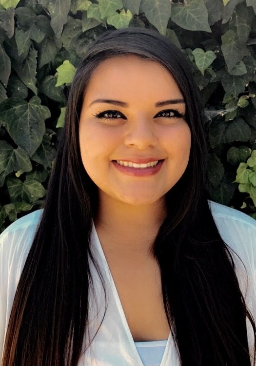 Ms. Elizabeth Lozano LCPC is a therapist serving NV and AZ.