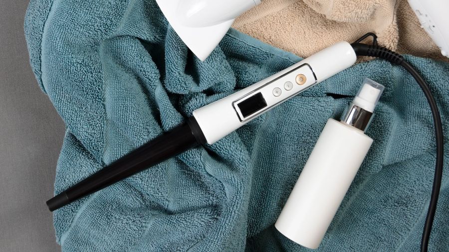 How to Use a Curling Wand