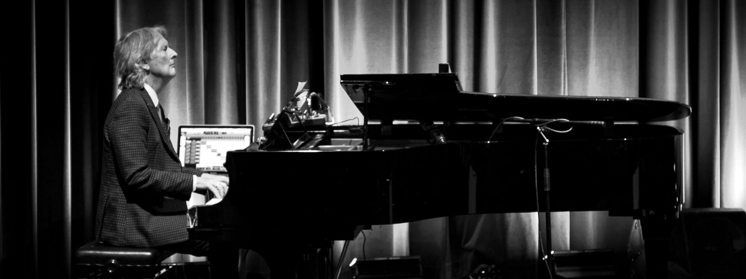 Sam McNally Group featuring Bec Caruana & Taylor B-W | City of Sydney ...