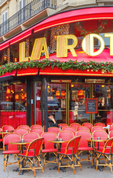 Best Places To Eat & Drink Like A Local In Paris
