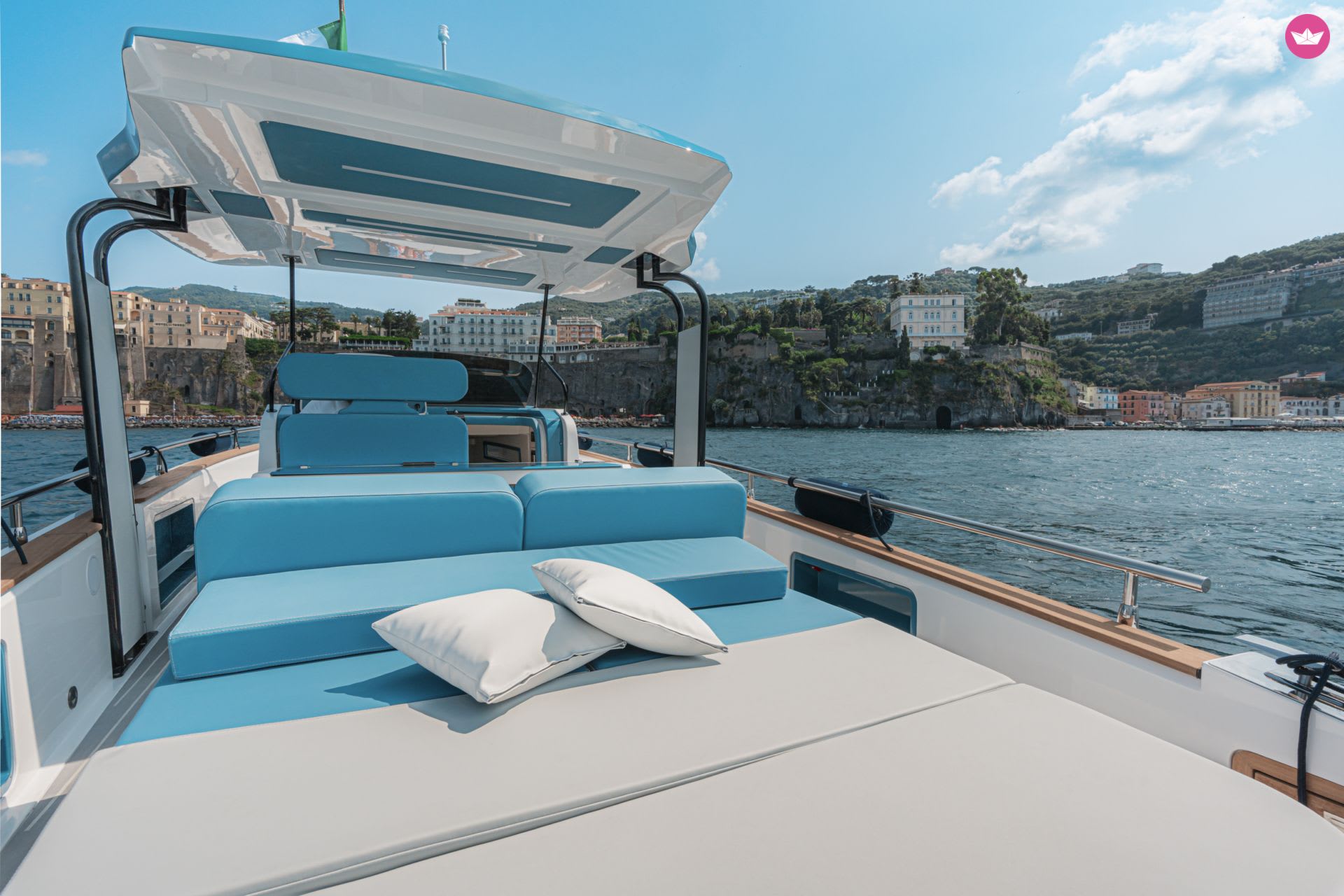 Capri Elegance : excursion d'une journée en bateau privé au départ de ...