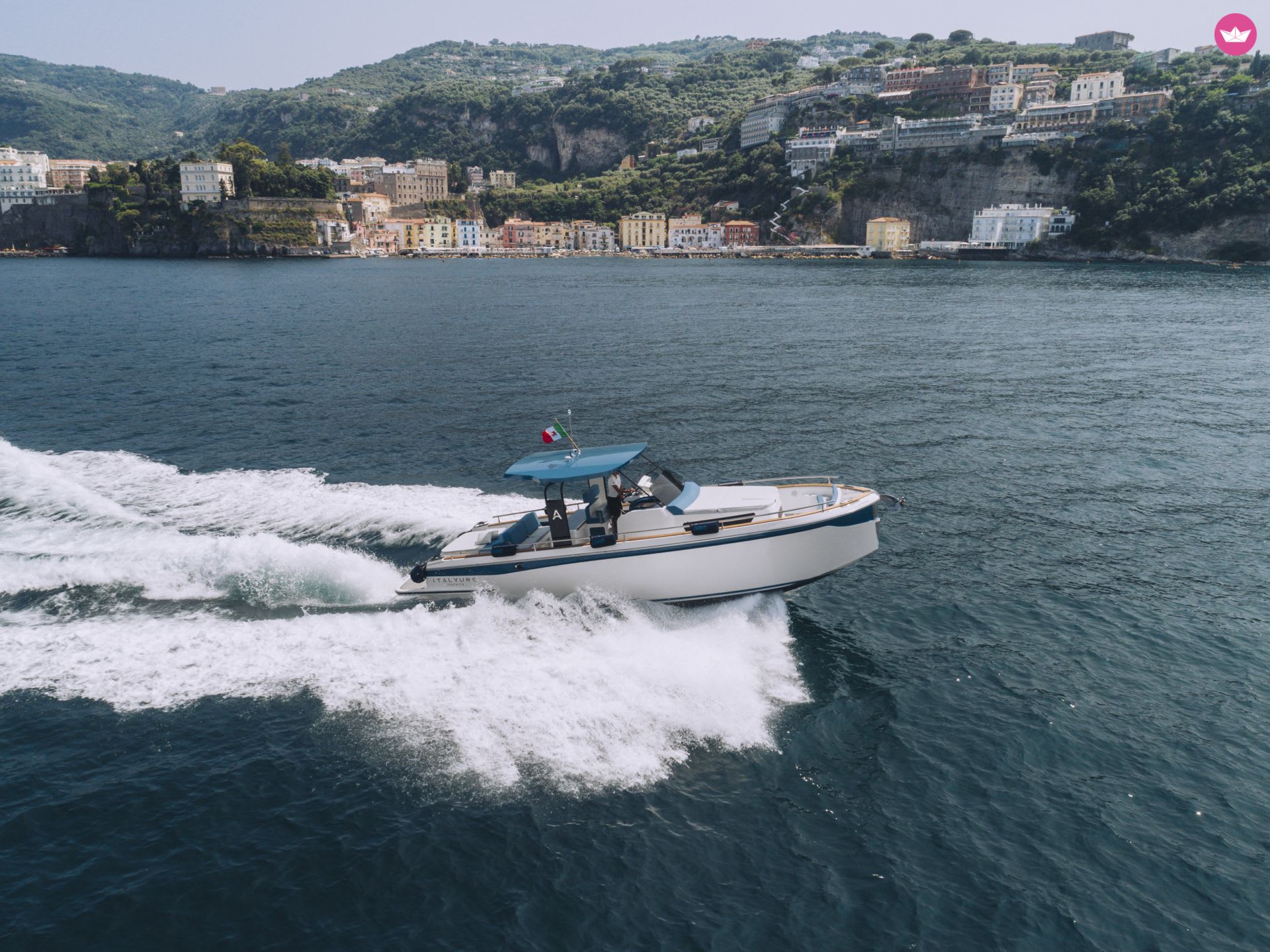Capri Elegance : excursion d'une journée en bateau privé au départ de ...