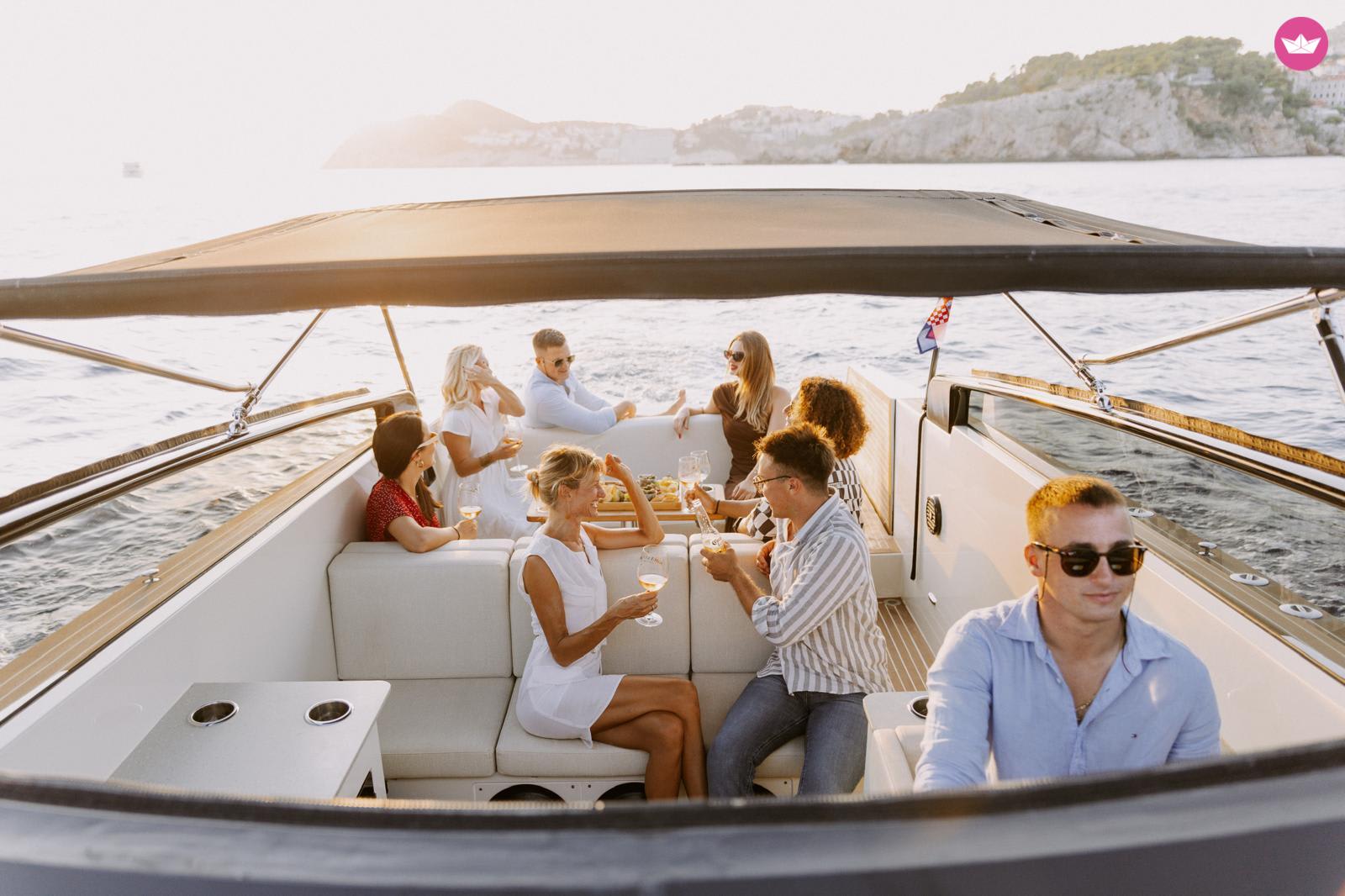 Trasferimento privato di lusso via mare da Hvar a Dubrovnik e ritorno ...