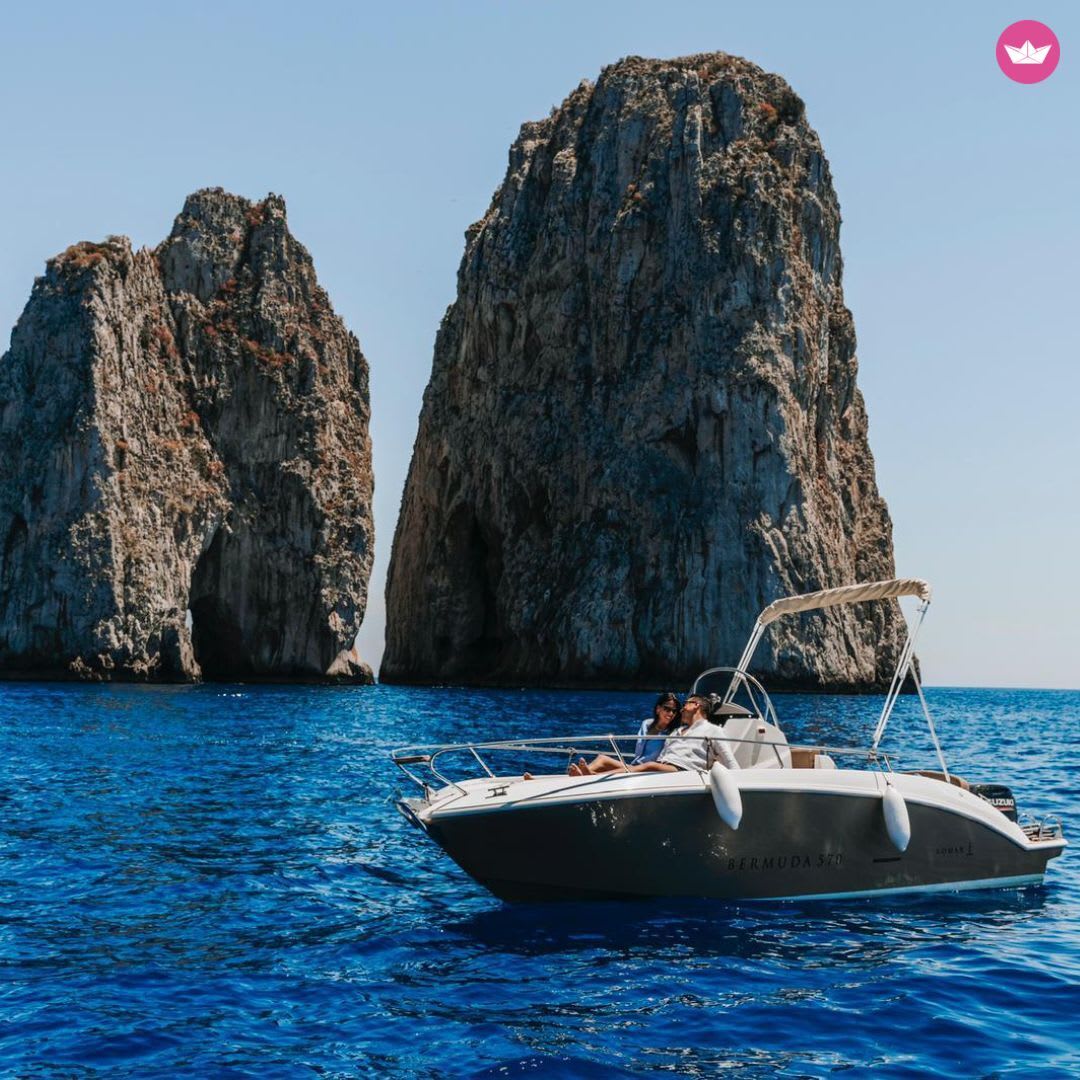 Capri vue de la mer : une journée complète de découvertes - Click&Boat