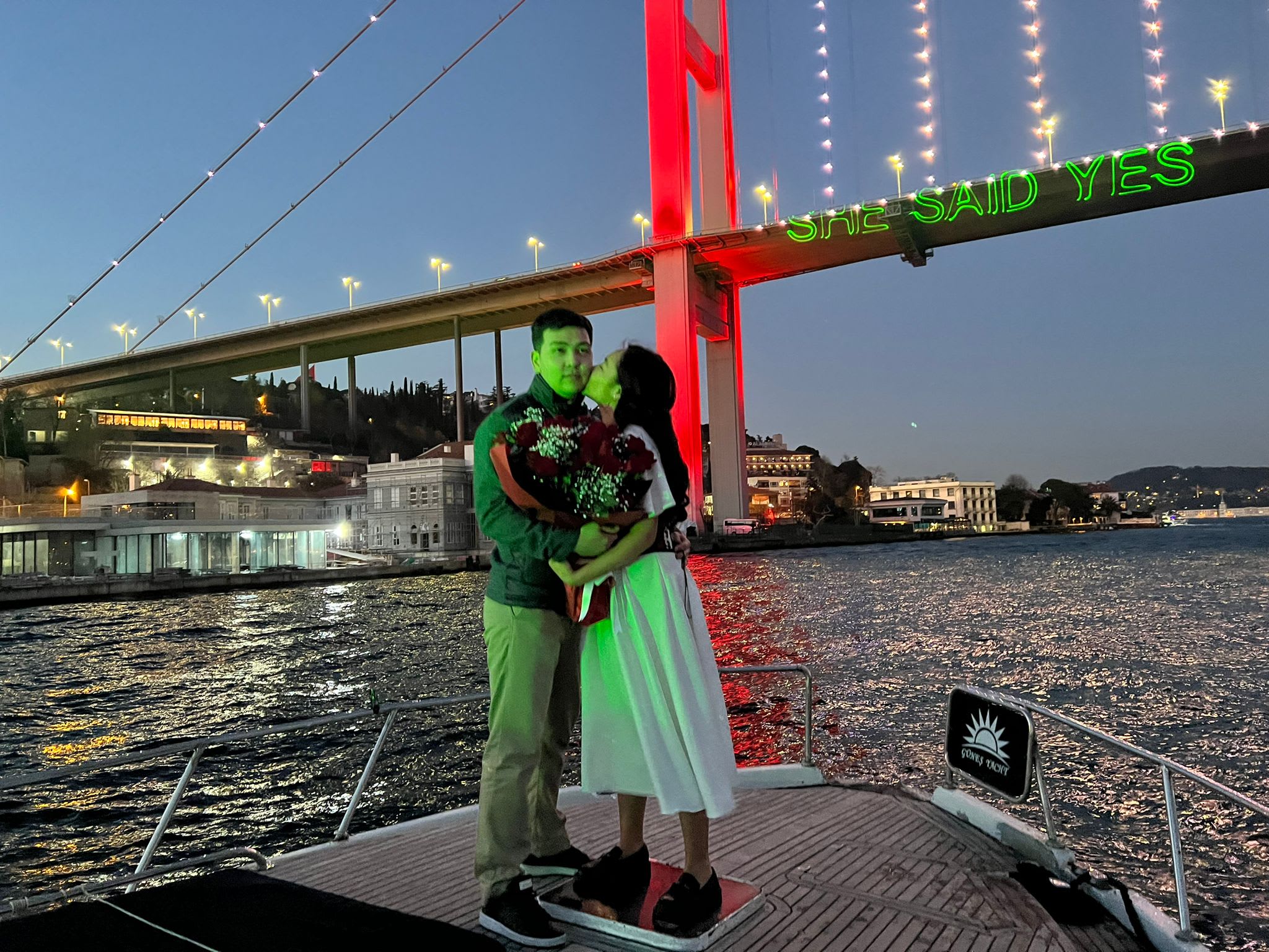 An Unforgettable Marriage Proposal Experience on the Bosphorus - Click&Boat