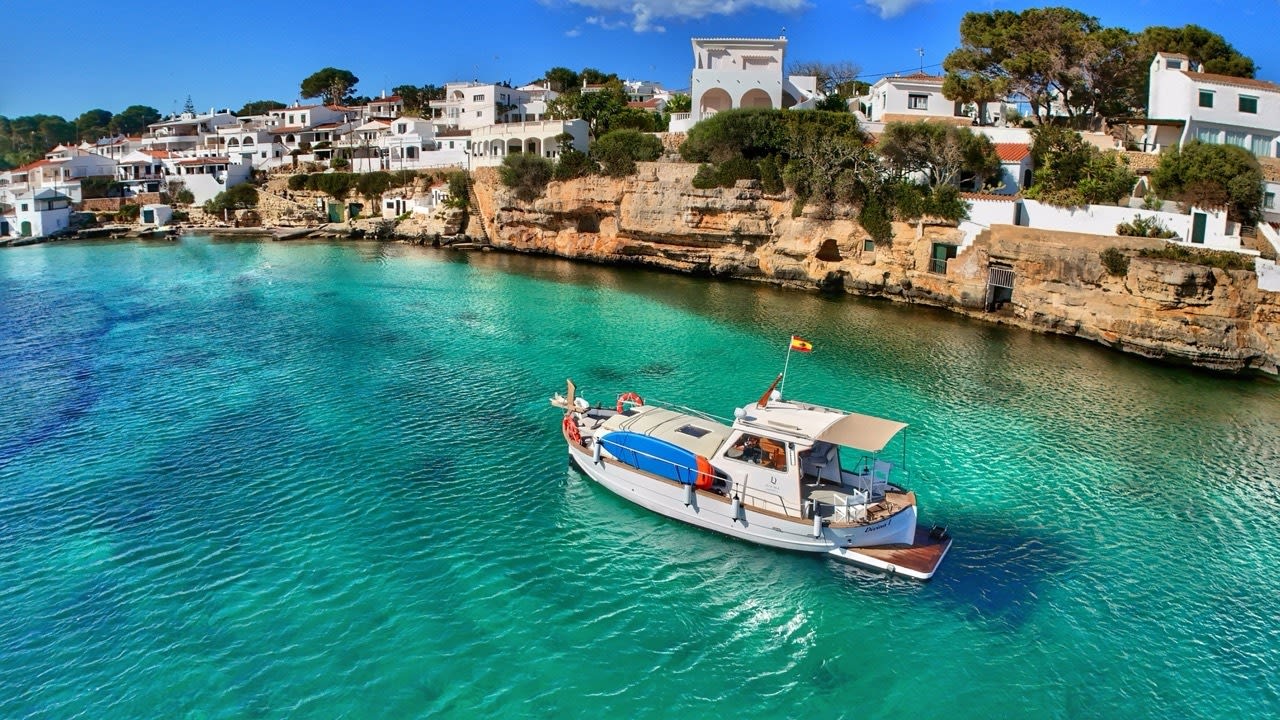 Côtes ensoleillées : croisière découverte de Minorque de 4 heures ...