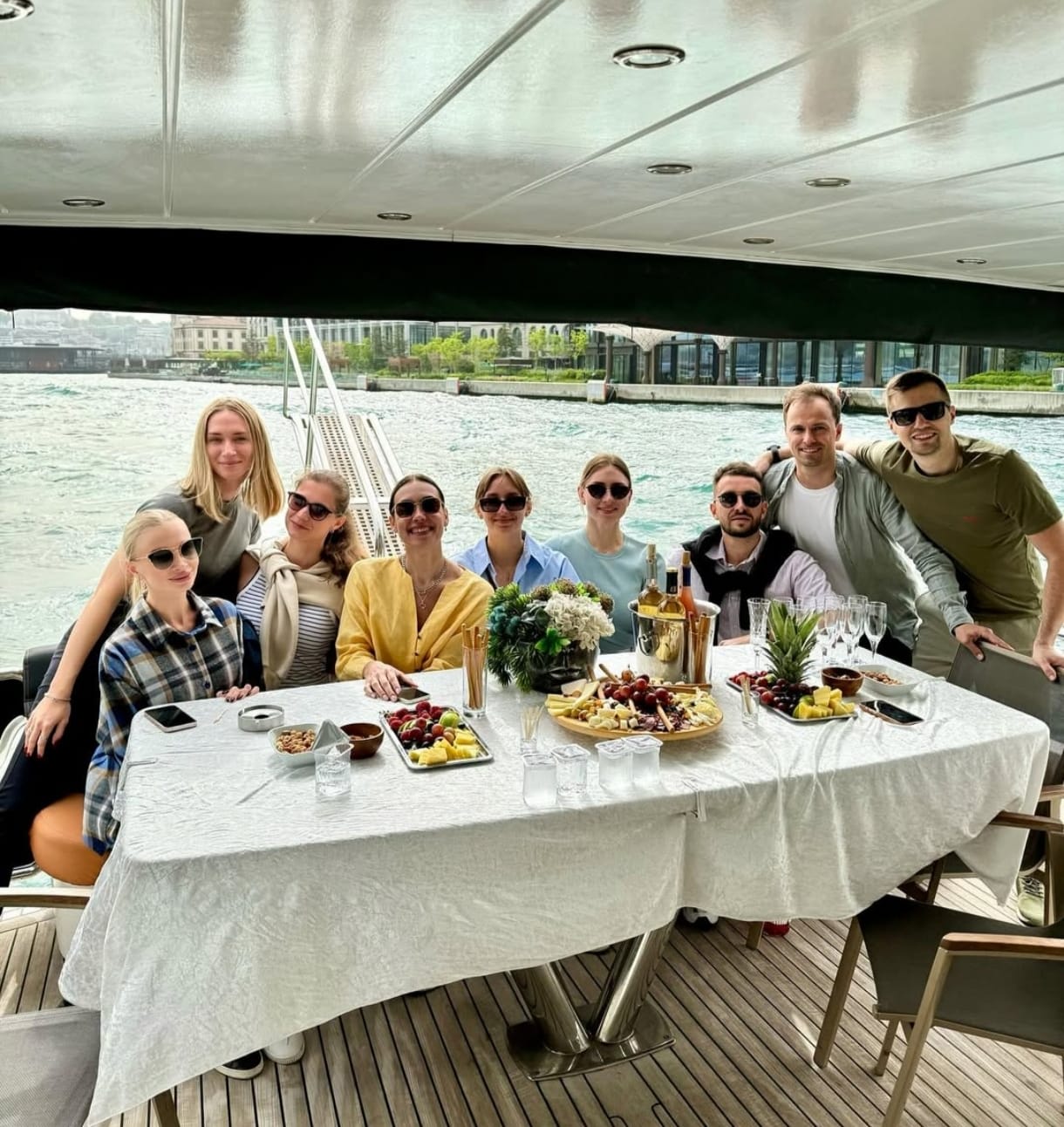 Bosphorus Party Cruise: Make Memories on the Water! - Click&Boat