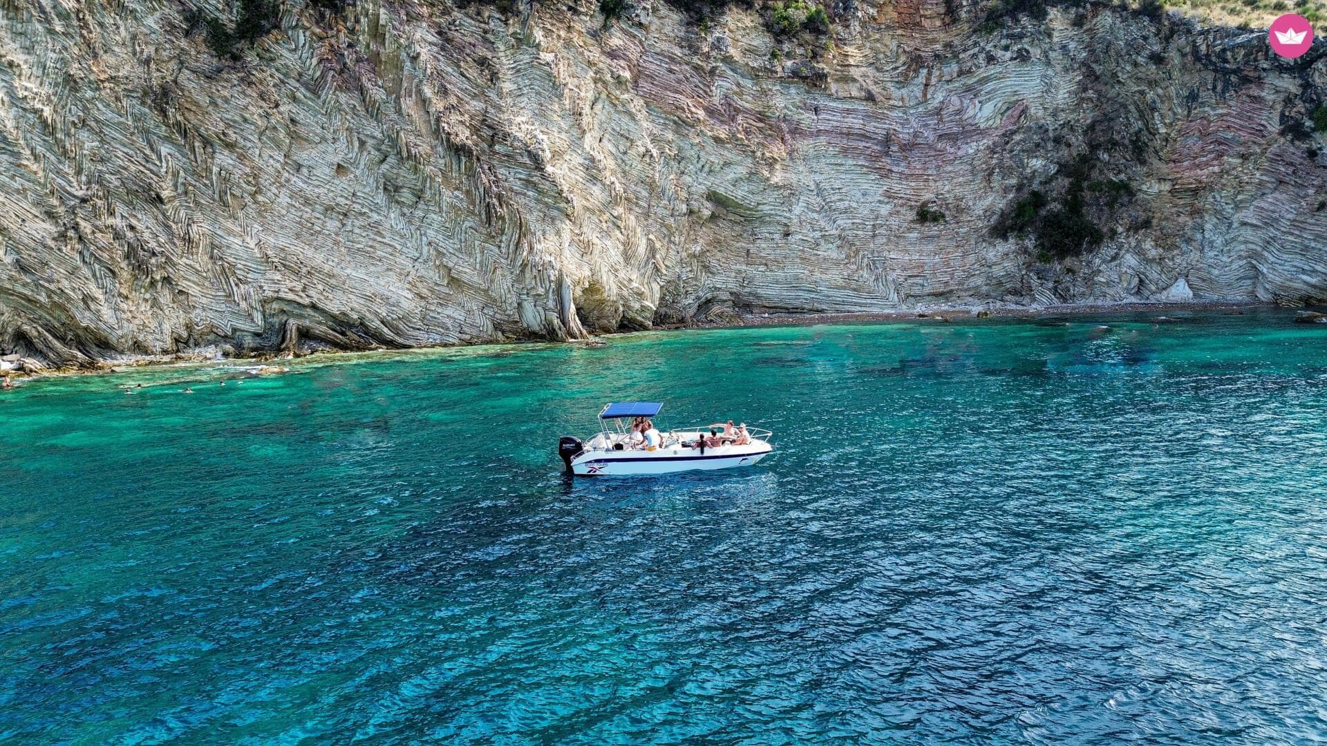 De Saranda à la sérénité : grottes, plages et bonheur ionien - Click&Boat