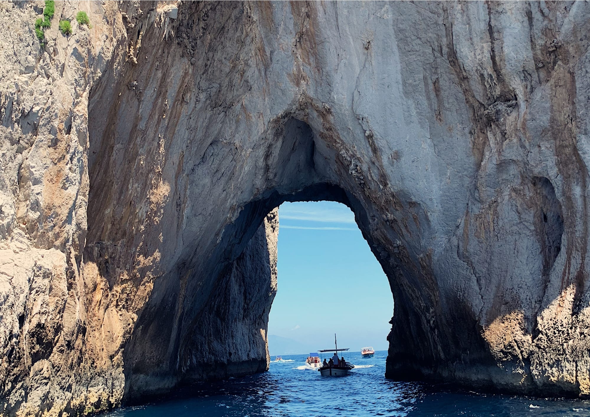 Capri : Excursion privée en bateau de 7 h avec boissons et temps libre ...