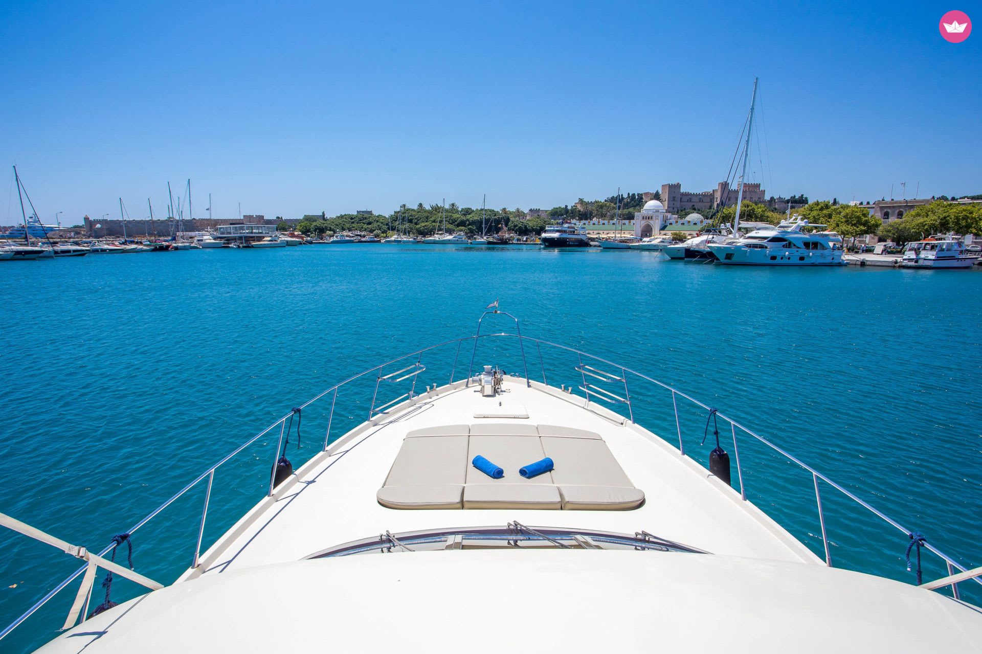 Half Day amazing Boat trip visiting Rhodes Island - 4h - Click&Boat