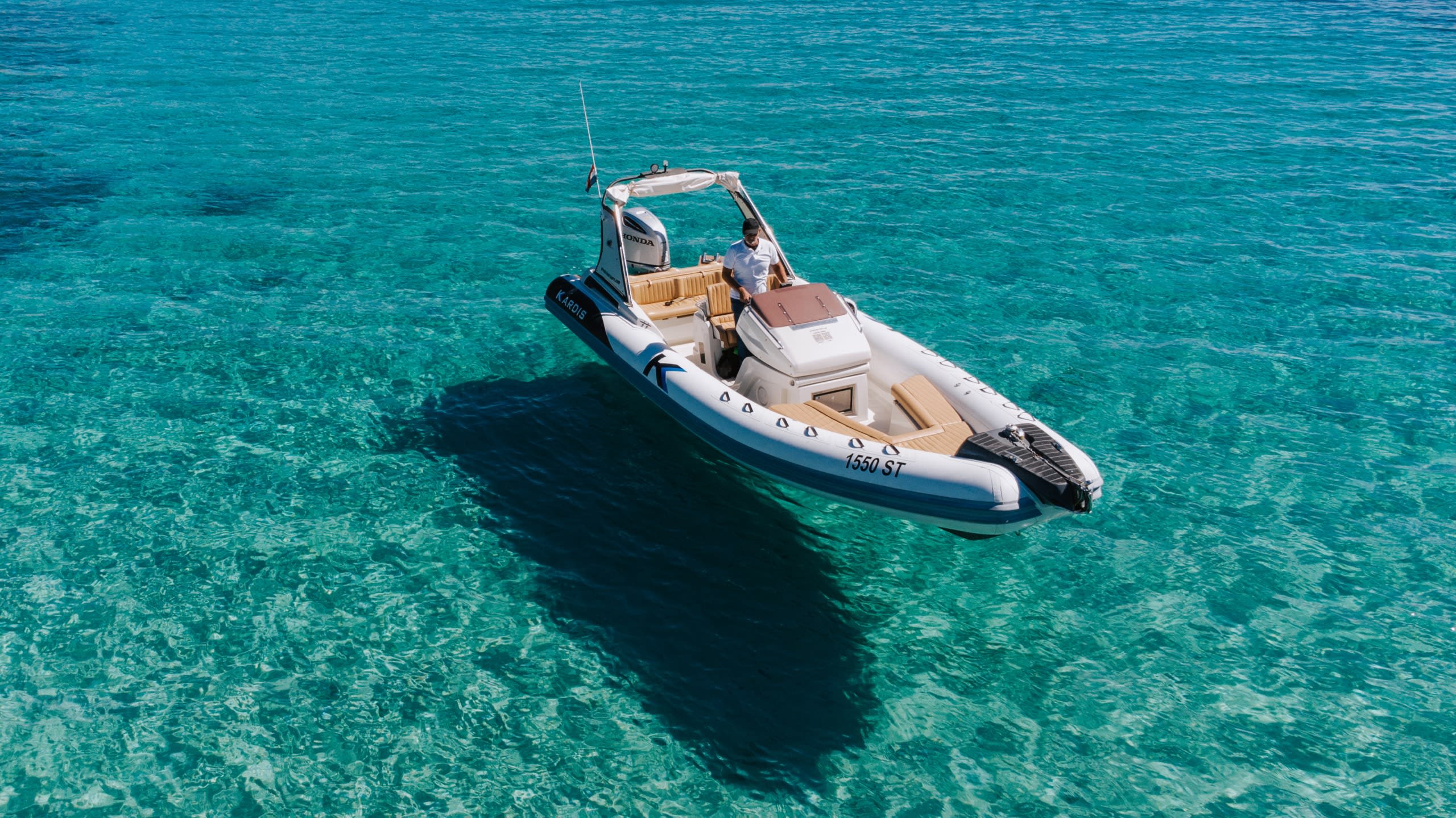 5 Island tour on a motorboat - full day experience - Click&Boat