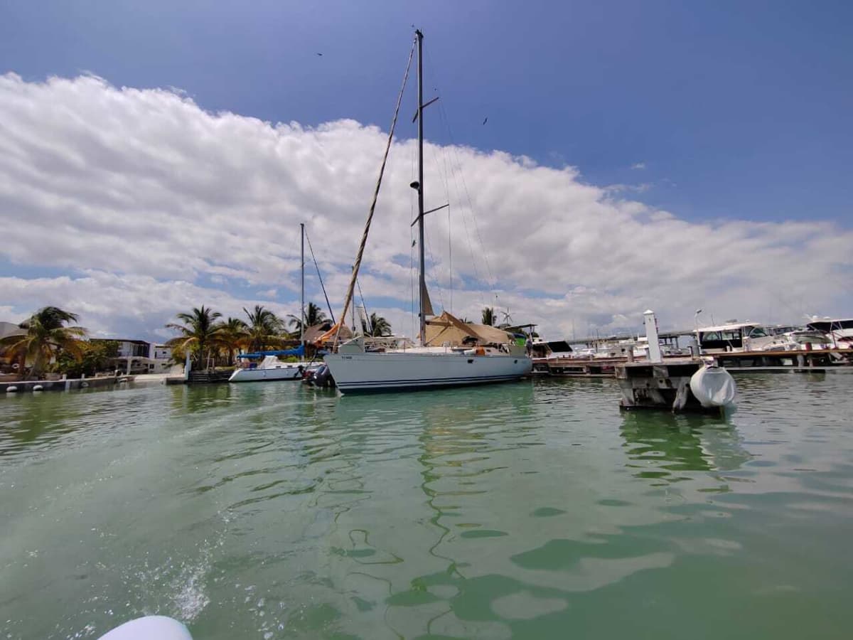 Make every moment count: A full day of sunshine in Les Anses-d'Arlet on ...