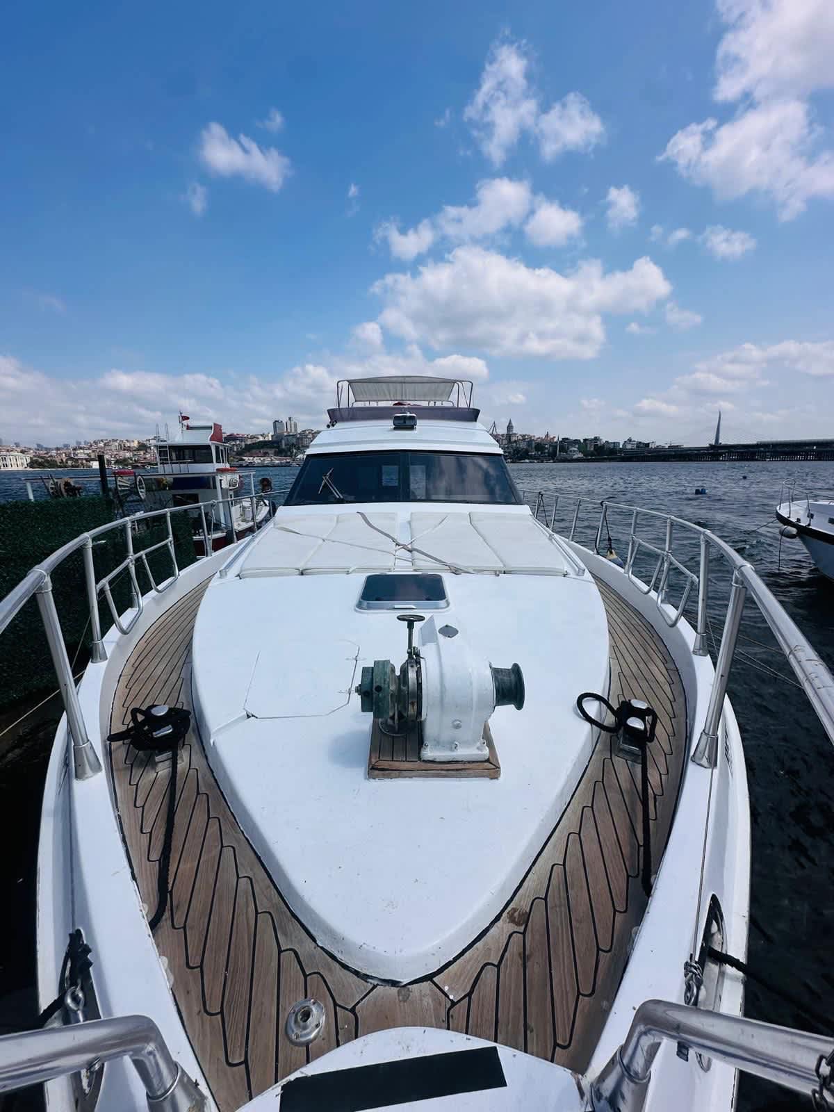 8-Hour Princes’ Islands Yacht Cruise for 12 Guests - Click&Boat