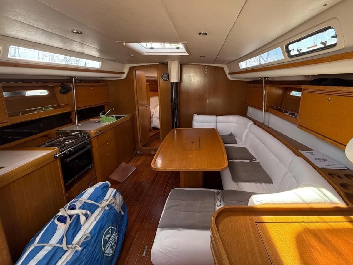 Exclusive sailing event: team building experience and private party ...