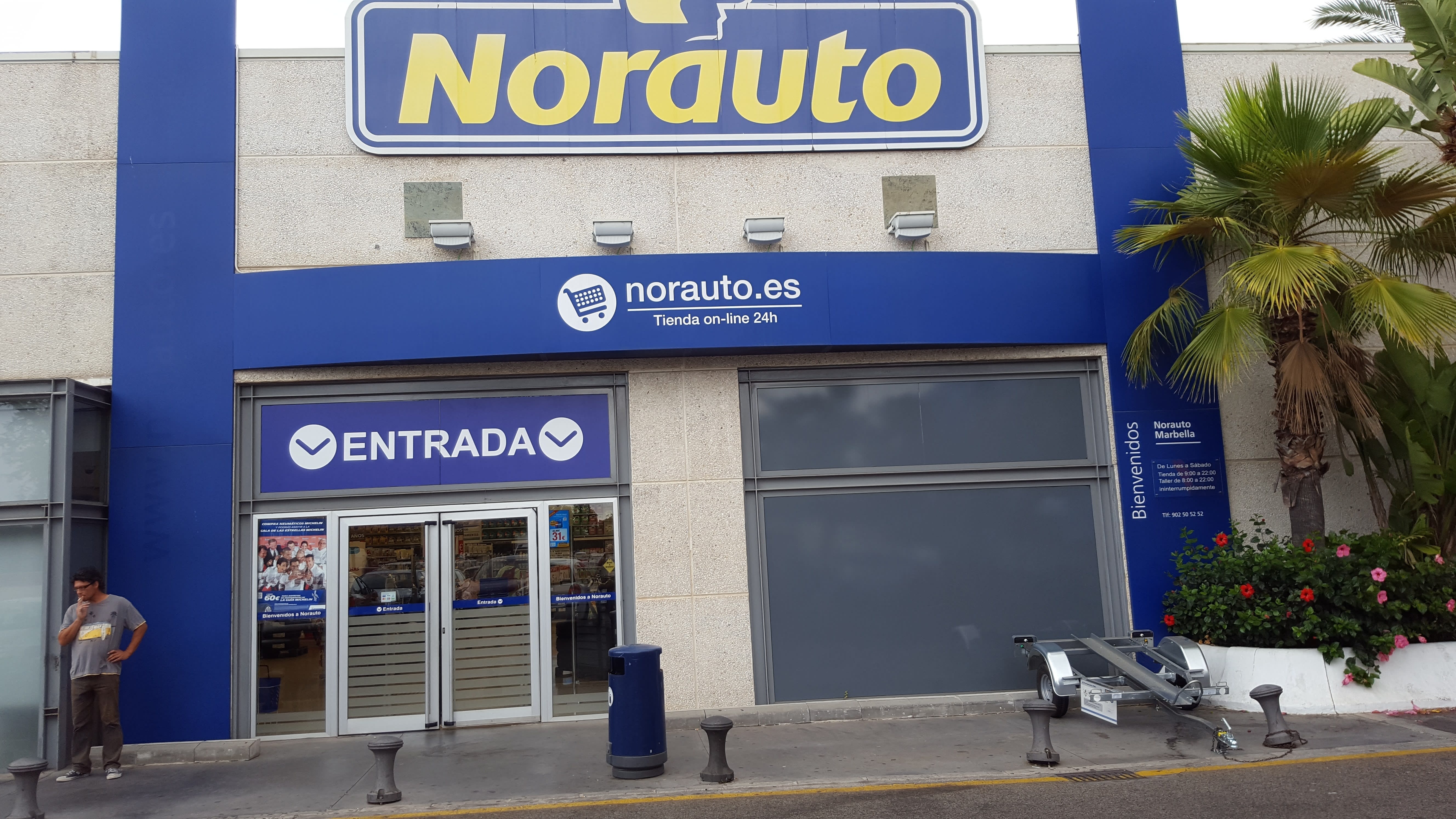 Taller auto Norauto Málaga Marbella - Centro Comercial La Cañada, Ctra ...