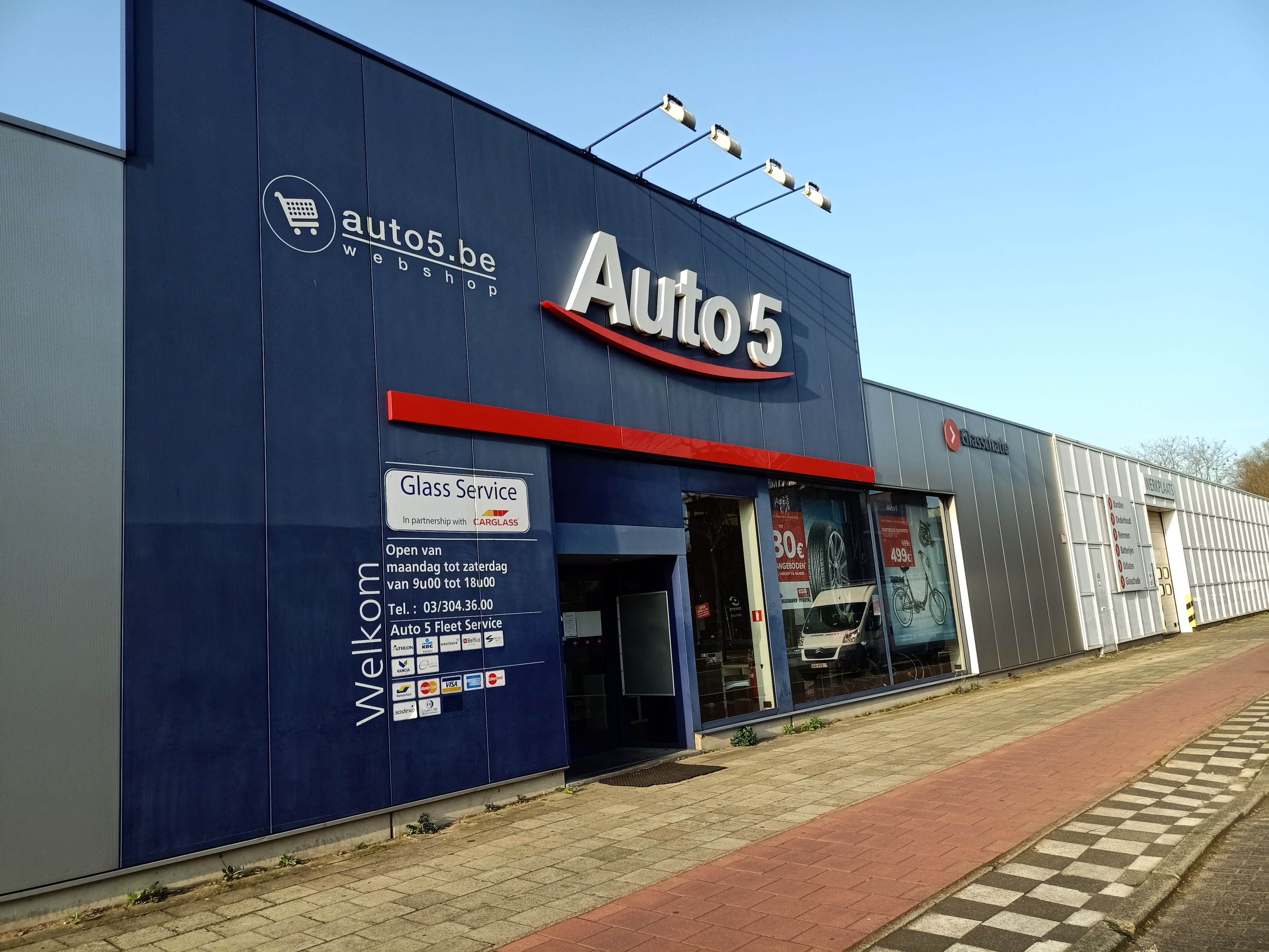 Autogarage + Auto Onderdelen Winkel Auto5 Wilrijk